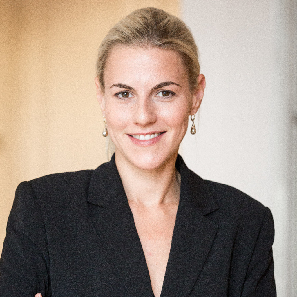 Mag. Michaela Berger - Leitung Konzernkommunikation - Raiffeisen ...