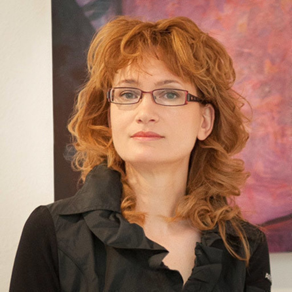 Andrea Takacs - Konzept - Background | XING