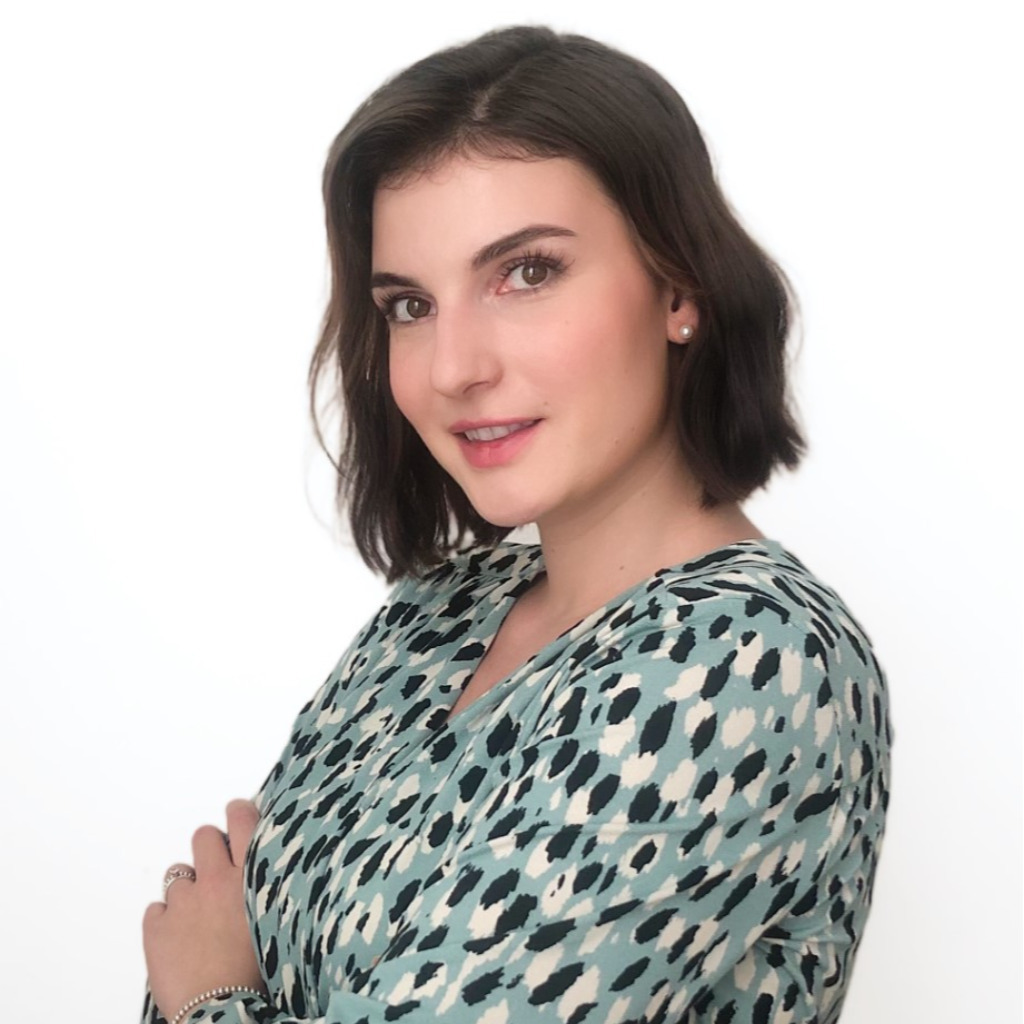 Kristina Mahn - HR Recruiting Specialist - CNT Management Consulting AG ...