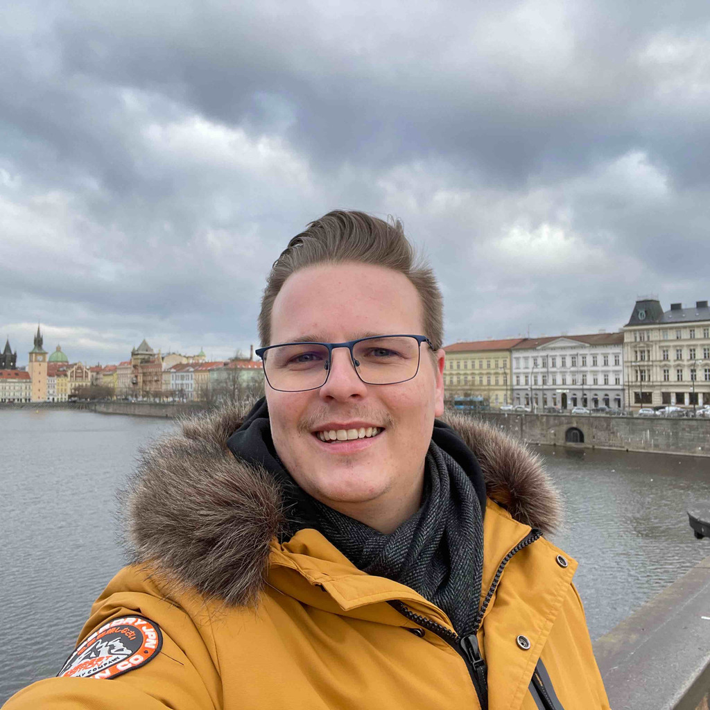 Frederic Moll - Dualer Student - OBI Group Holding | XING