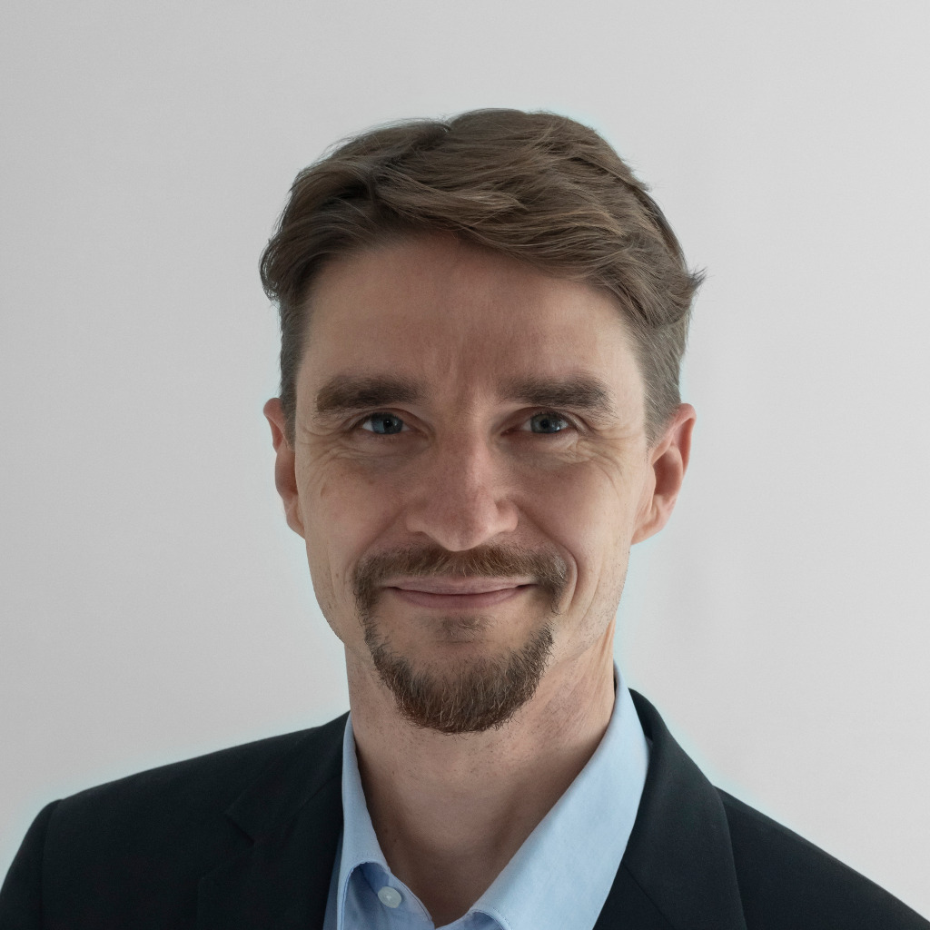 Thomas Bauer - CEO - CoreMedic | XING