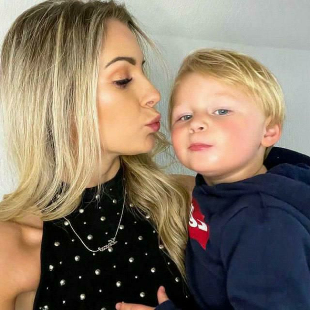 Jane Betts - Chief Financial Officer - Asset Metro Limited | XING