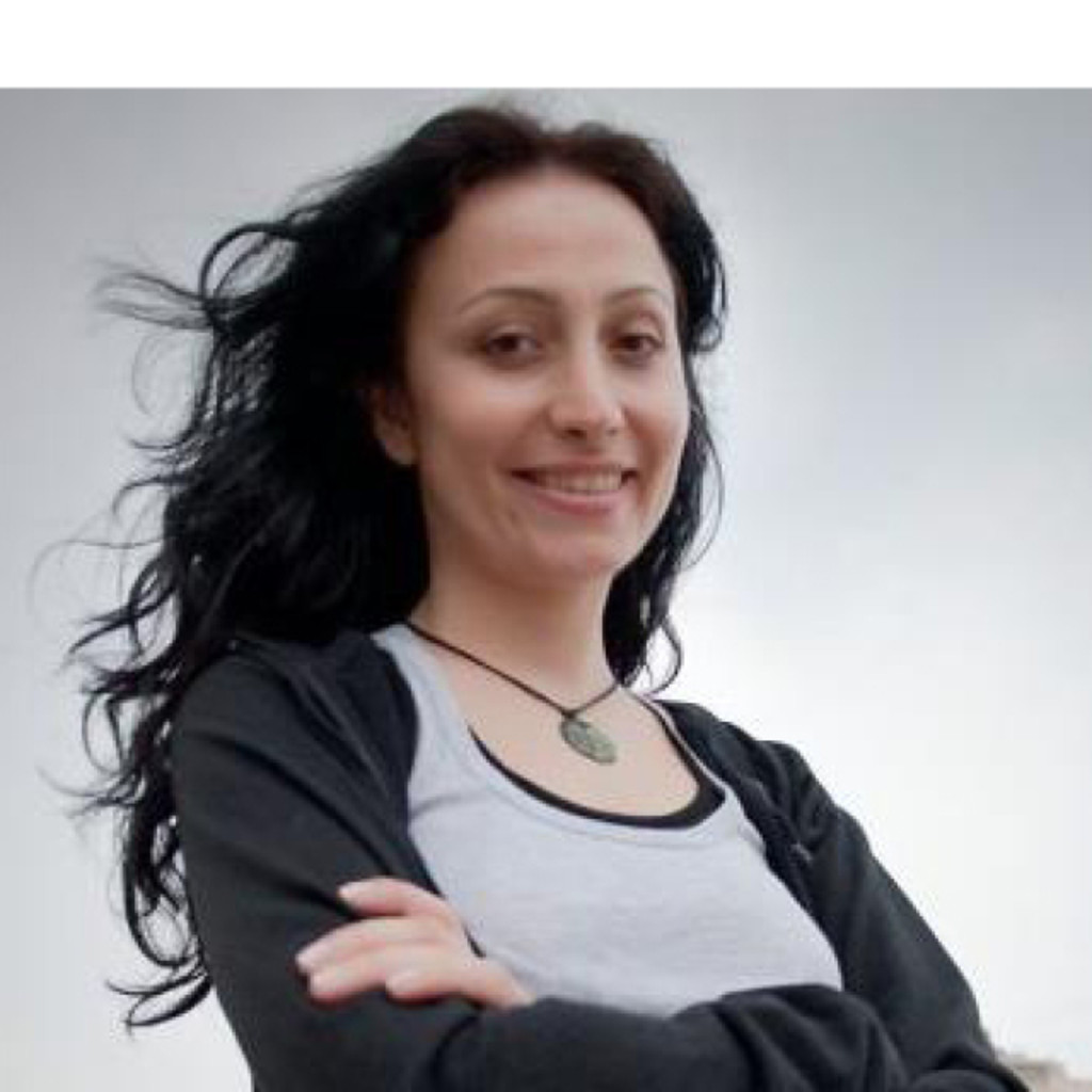 Elif POLAT YAŞAR - graphic designer - edesign | XING