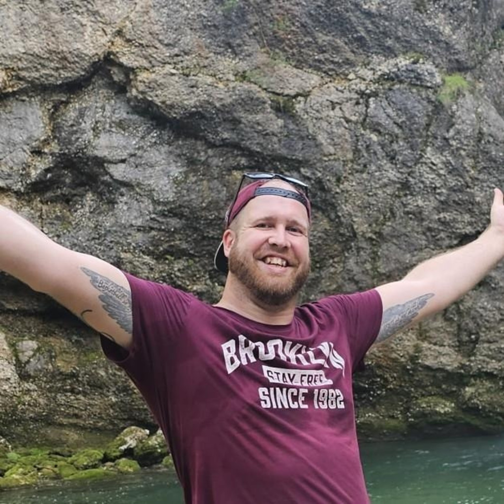 Dominik Harde - Mitarbeiter Vertriebsinnendienst - Kiffe Golf ...