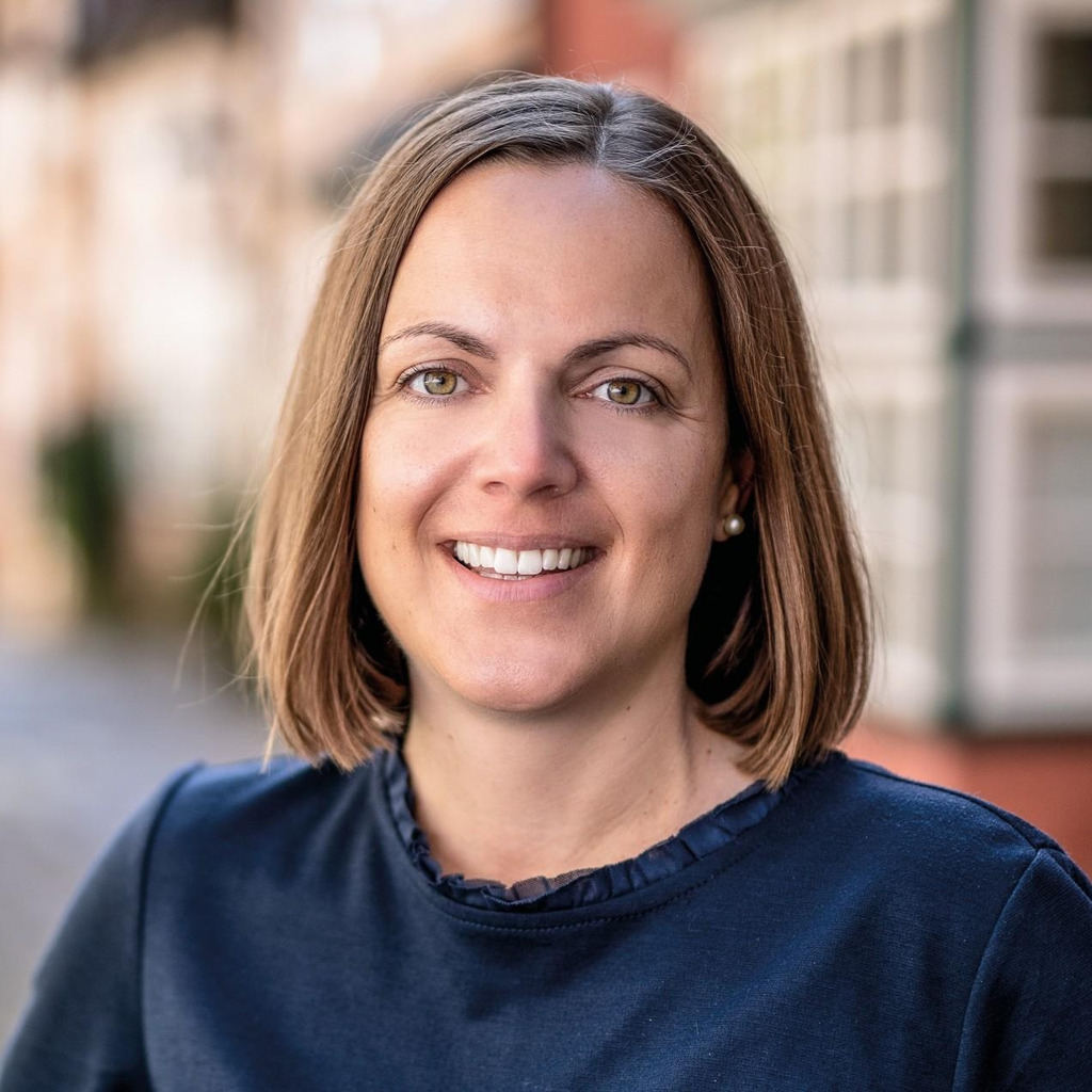 Alexandra Friederichs - Referentin Kommunikation Image und Hausbank ...