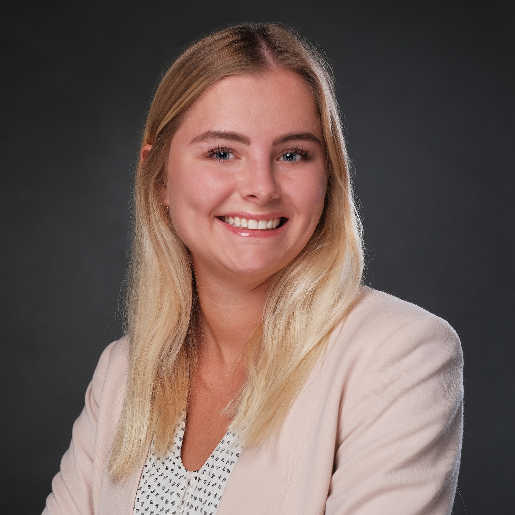 Klara-Mae Knebel - Projektmanagerin - REWE Group | XING