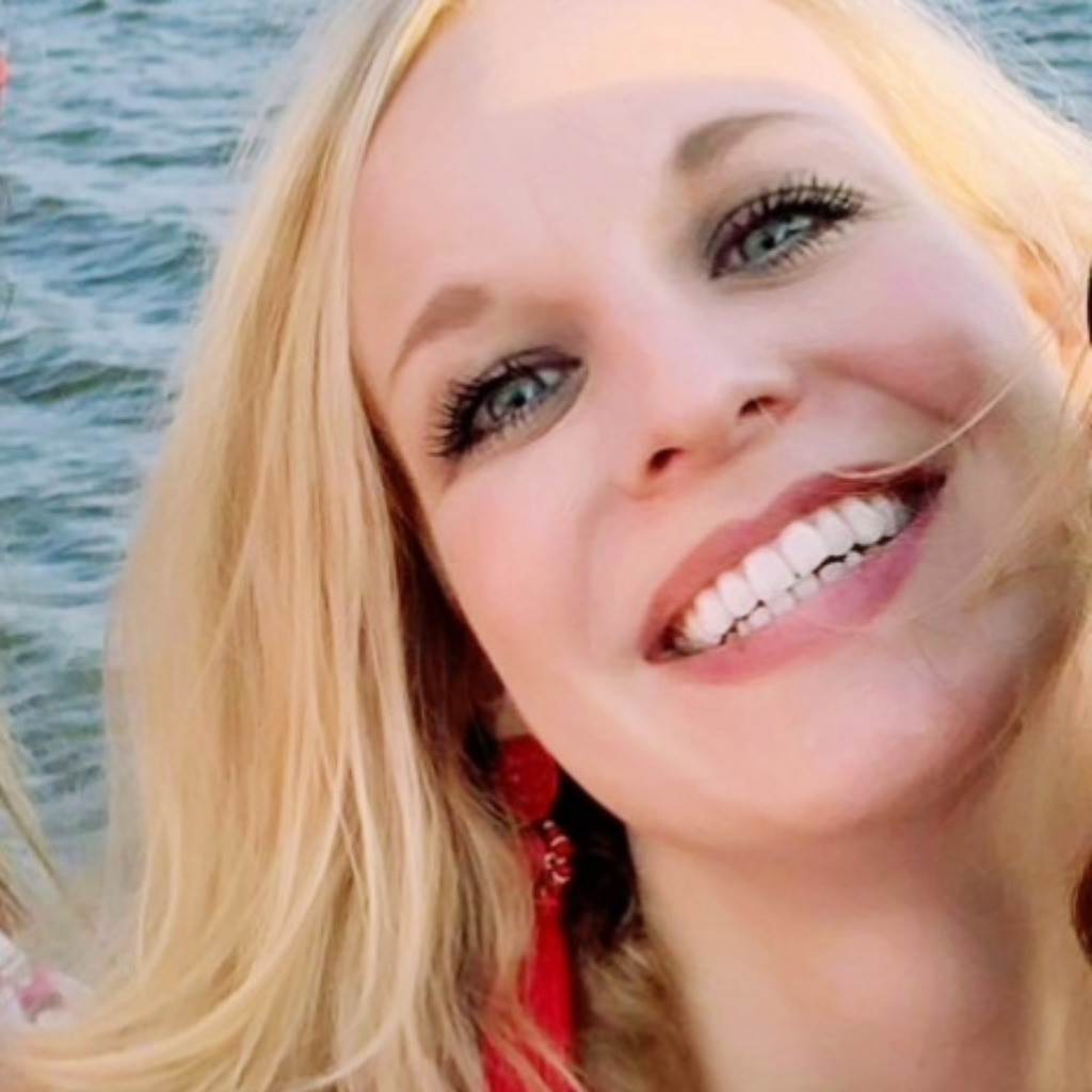 Jessica Hartmann's Instagram, Twitter & Facebook on IDCrawl