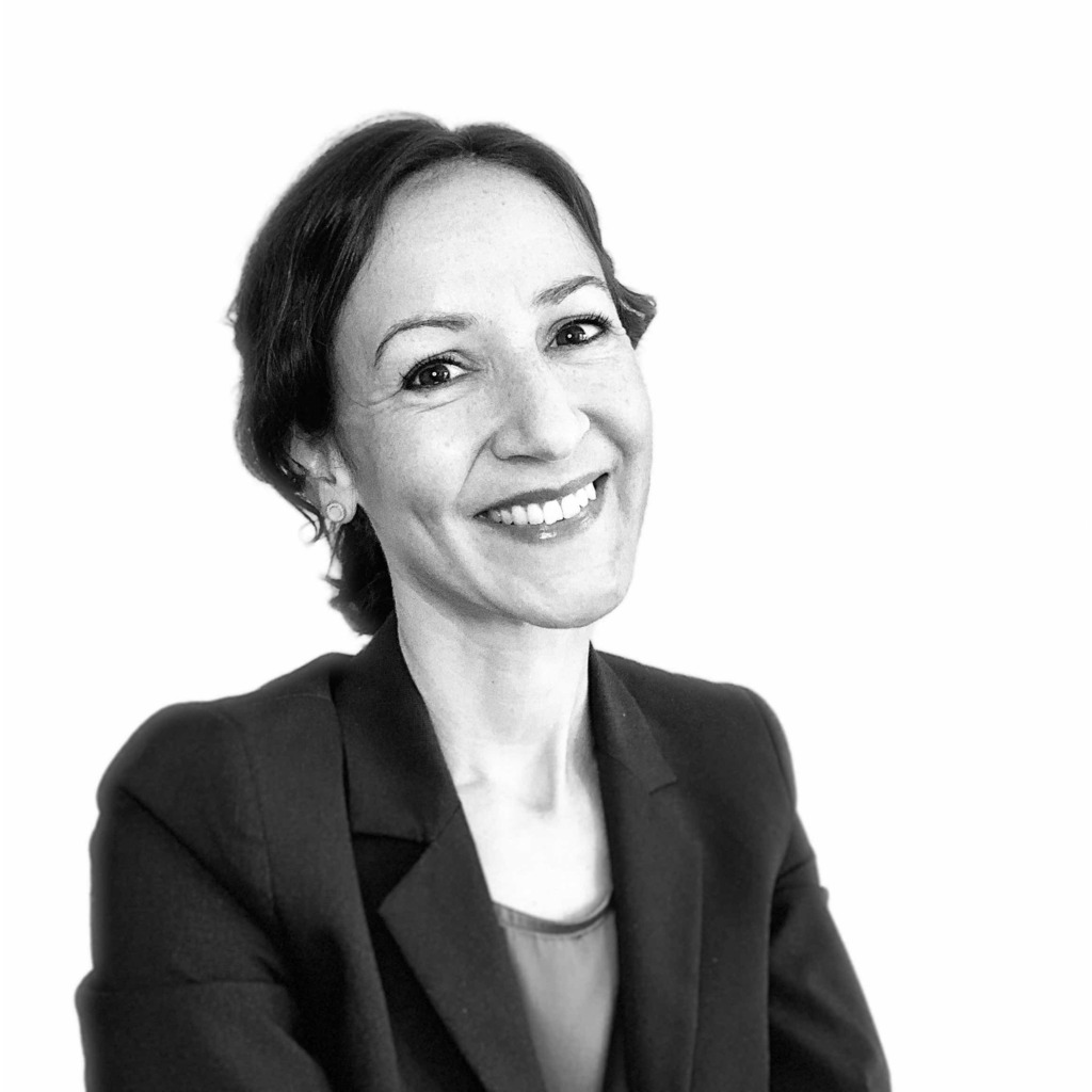 Dr. Iris Hackermeier - Leitung Zentralfunktionen & Innovation - stg ...