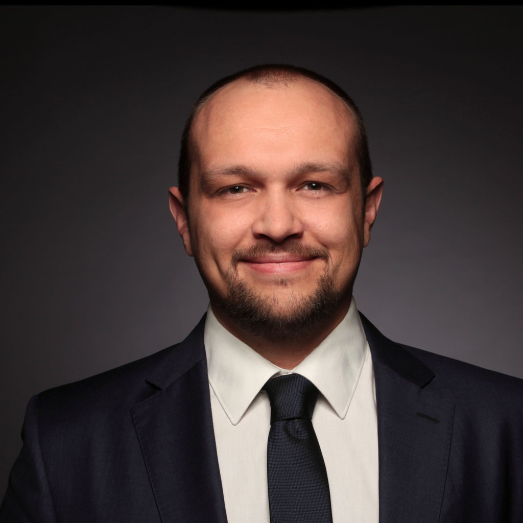 Dennis Butsch - Projektmanager für internationale Kundenprojekte ...