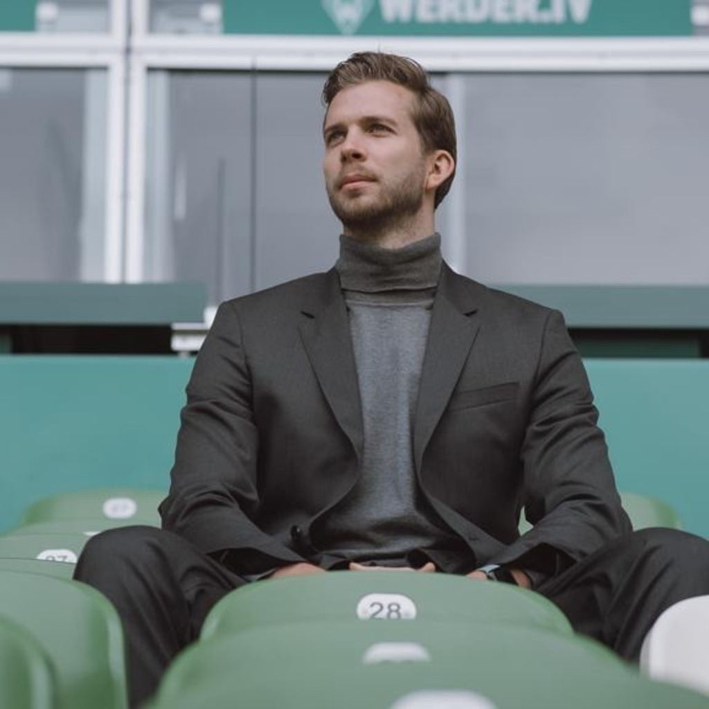 Felix Wiedwald - Trainee - SV Werder Bremen GmbH & Co KG aA | XING