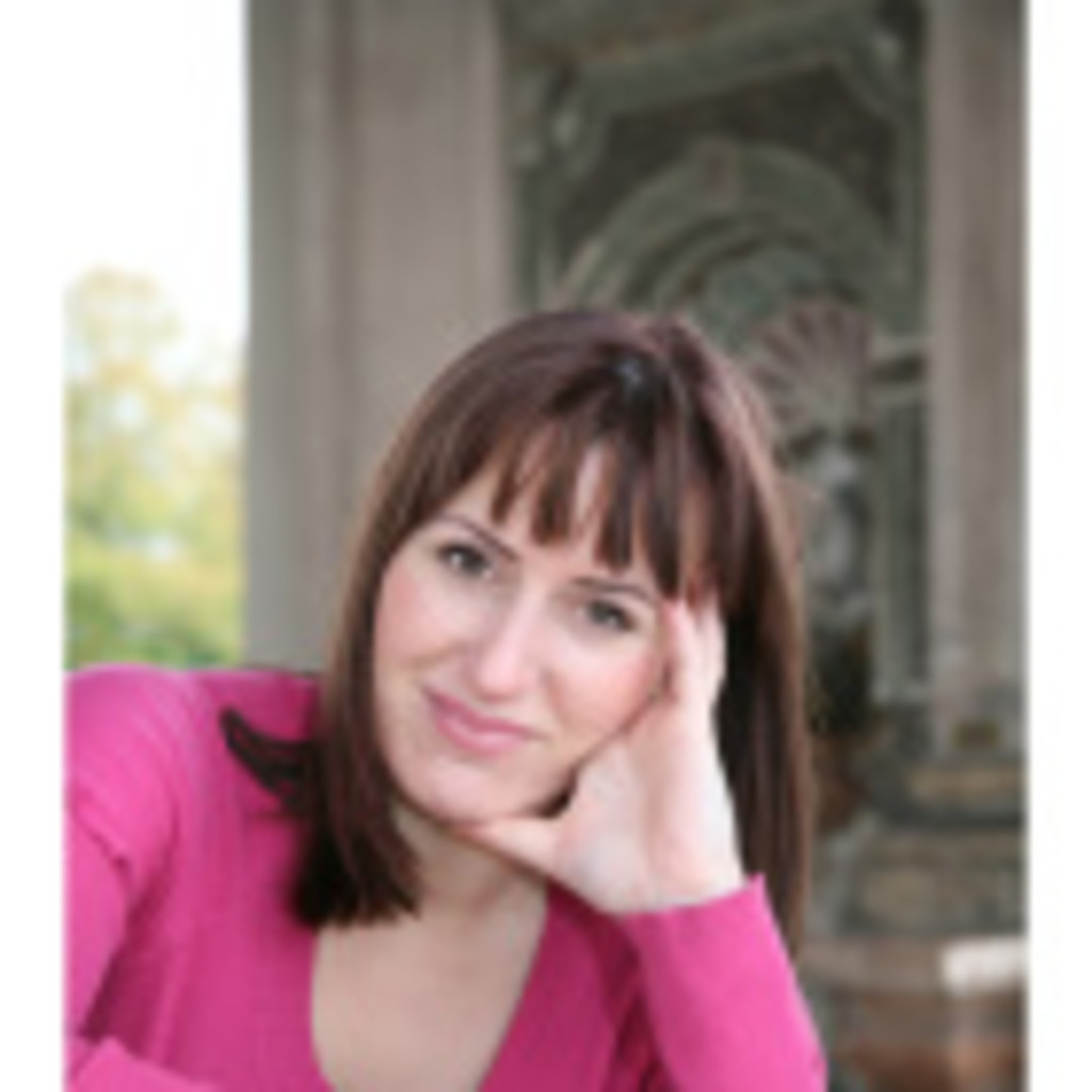 Lisa Strak - Schauspielerin - ISSA | XING