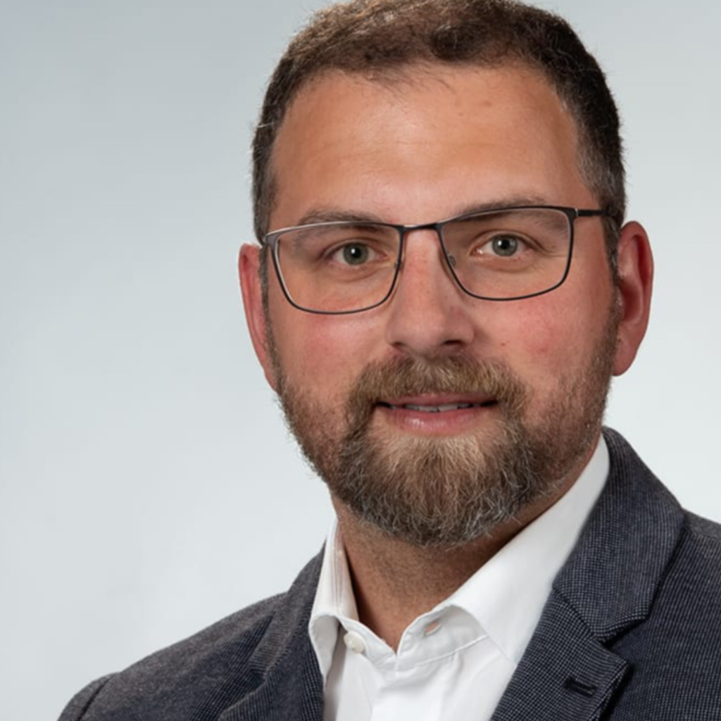 Benjamin Heil's Instagram, Twitter & Facebook on IDCrawl