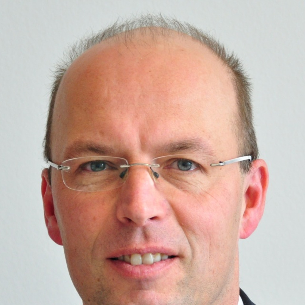 Ralf Simon - Geschäftsleitung Forschung & Entwicklung - Warema Renkhoff ...