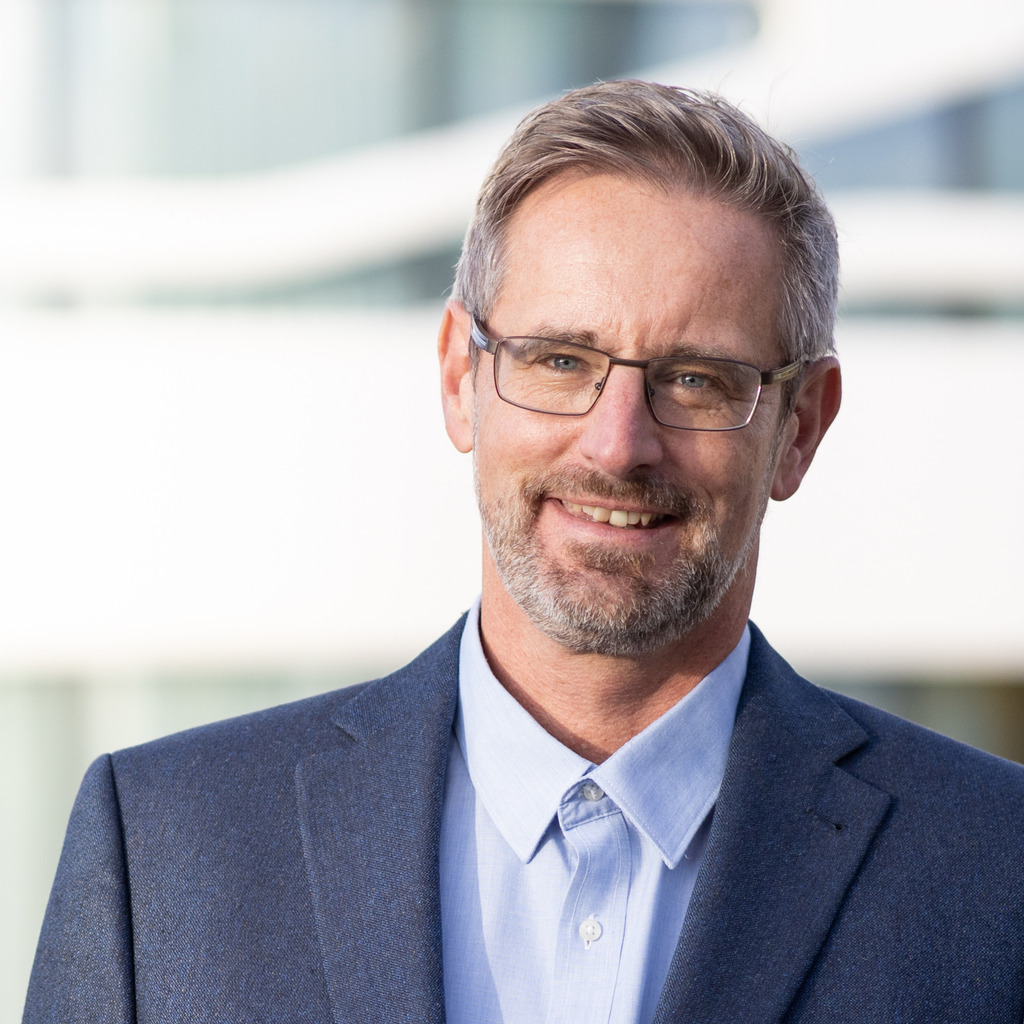 Michael Schrader - Head of Settlement - FWU Factoring GmbH | XING