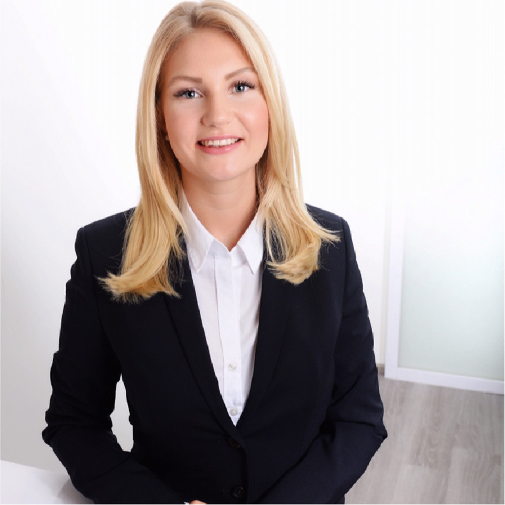 Lisa-Lorena Nowak - Internationale BWL - BSP Business School Berlin | XING