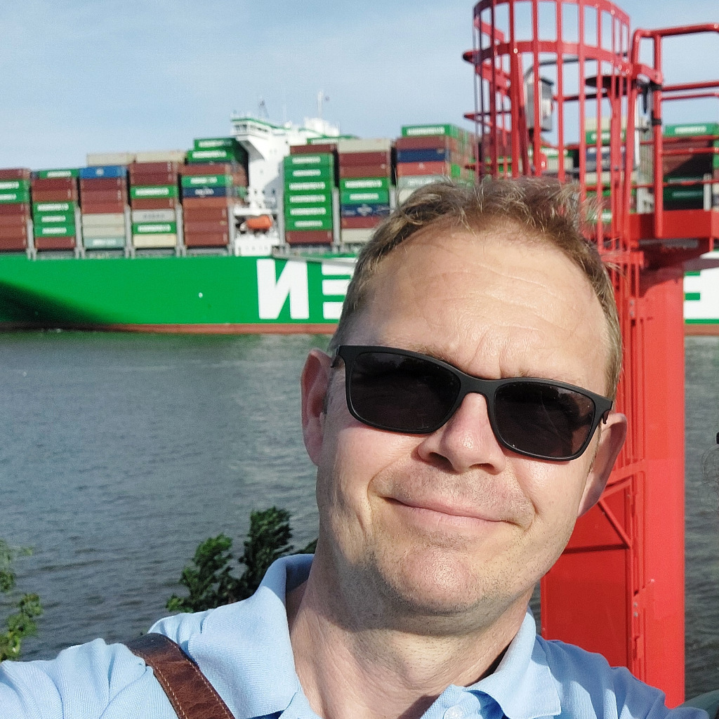 Christoph Kottke - Zahntechnikermeister - Design Prothetik | XING