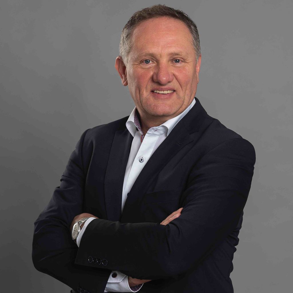 Norbert Weiss - Prokurist - Director Sales - Techniplas Schwäbisch ...