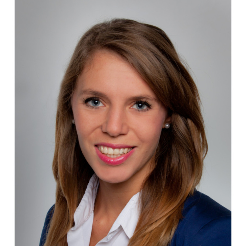 Lisa Mason - Spezialist Controlling - BMW Group, München | XING