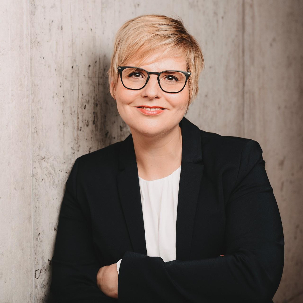 Ann-Kristin Heucke - Staatlich geprüfte Pharmareferentin IHK und Sales ...