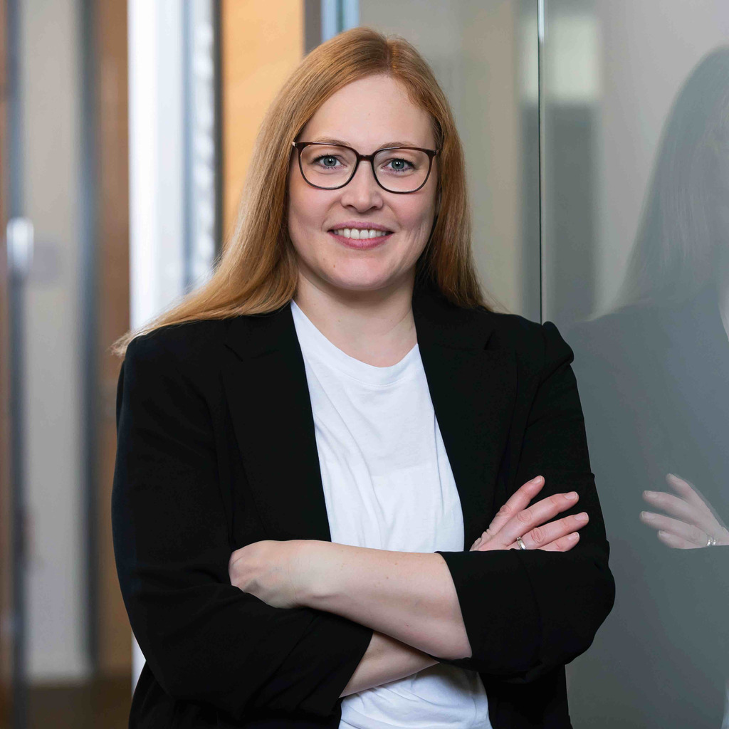 Lisa Cabrera - Personalreferentin - MLF Mercator-Leasing GmbH & Co ...