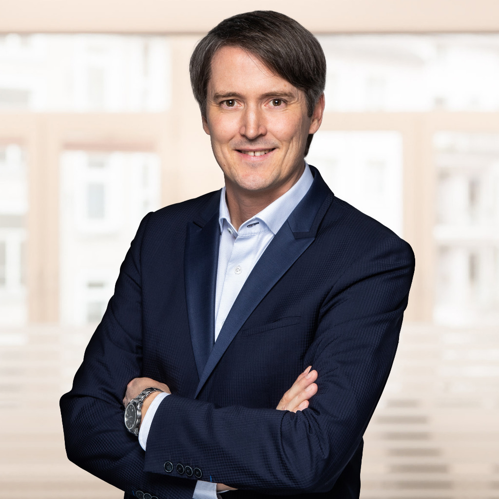 Dr. Pascal Hofmann - Program Manager and Project Manager Data Performance & Analytics ...