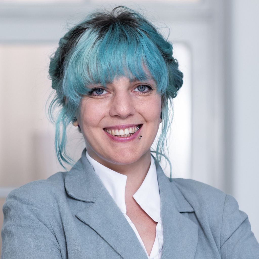 Gwendolin-Lisa Oberhummer - Sourcing Talent - KERN engineering careers ...