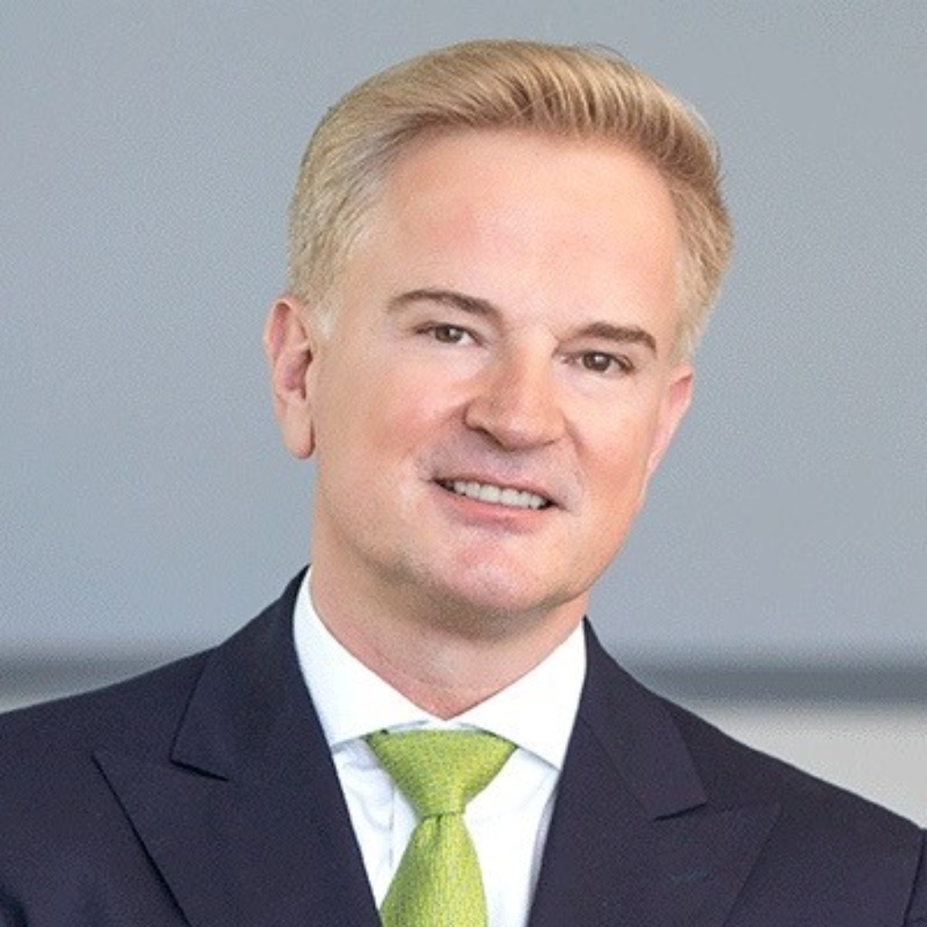 Felix Raslag - Director People, Culture & Communication - MEGGLE GmbH ...