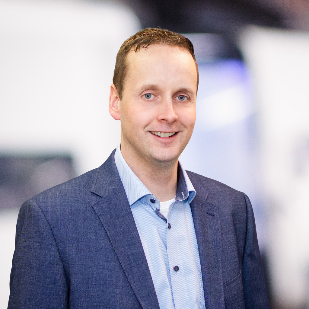 Dr. Frank Buschenhenke - Produktionsleitung Guss / Head of production ...