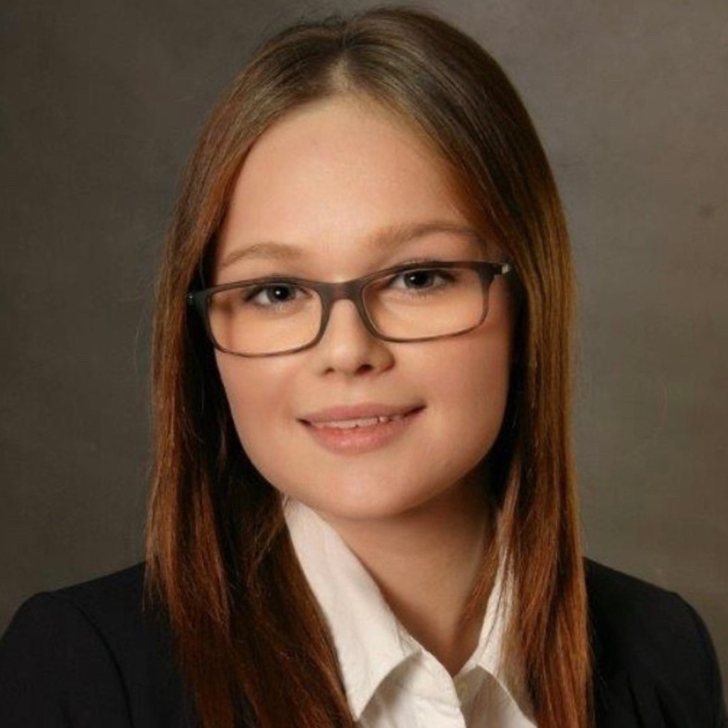 Ana Riegel - Kauffrau für Büromanagement - MAN Truck und Bus ...