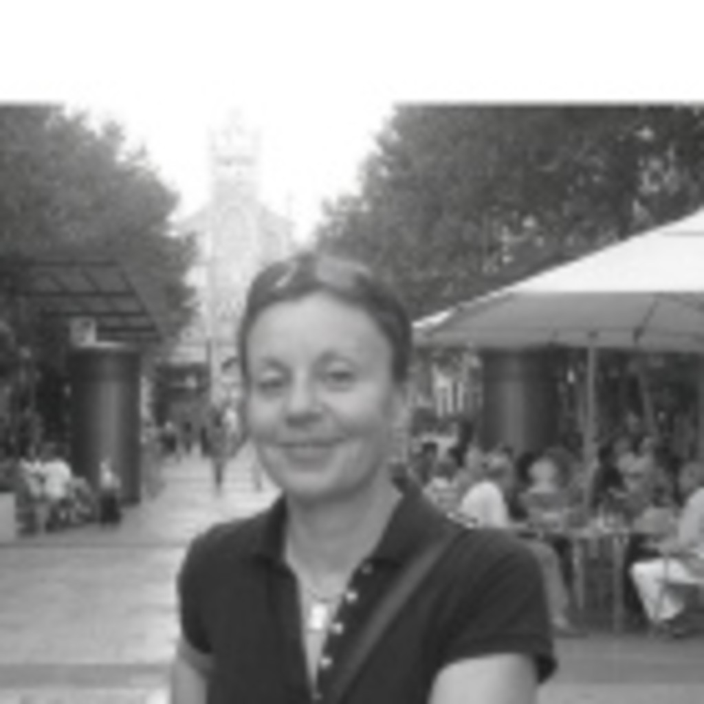 Isabelle Caffier - § Übersetzerin D/E -> F - Isabelle Caffier | XING