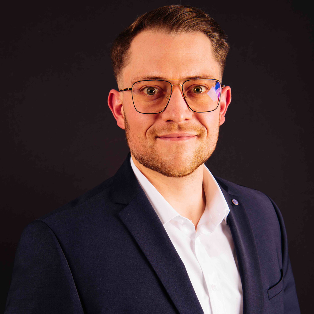 Philipp Scholz - Augenoptikermeister - Heimes Optik und Akustik | XING