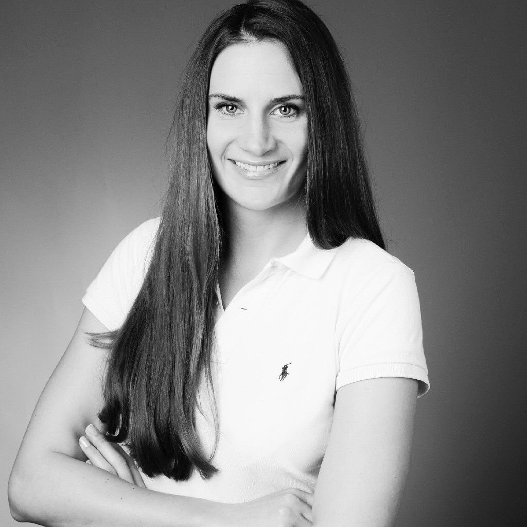 Dr. Lisa Sievers - Kieferorthopädin - KFO-Praxis | XING