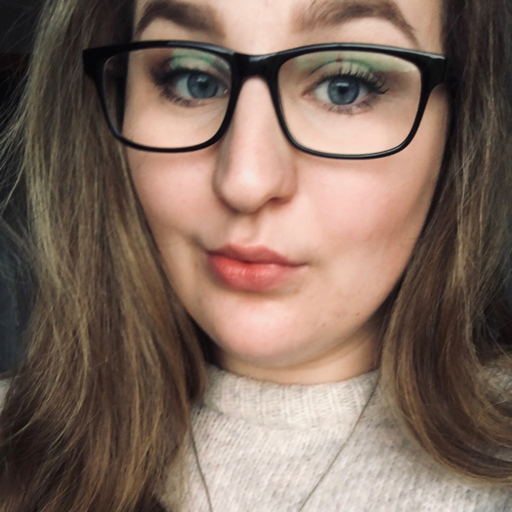 Ann-Katrin Salinger - Rechtsanwalts- und Notarfachangestellter - Hansen ...