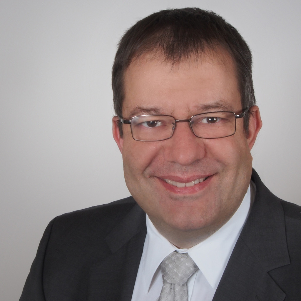 Christoph Schmid - Senior Associate - PricewaterhouseCoopers GmbH WPG ...