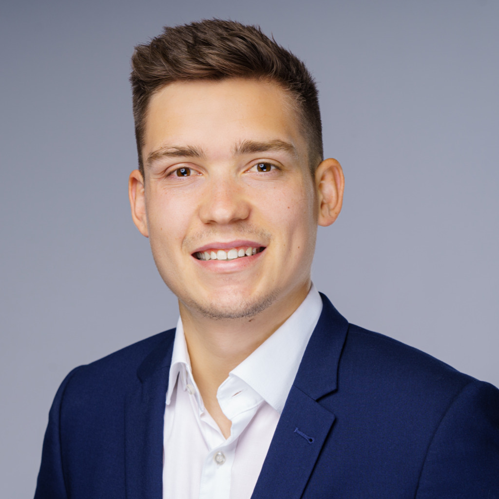 Sean Louis Rankin - Partnership Manager - Eintracht Frankfurt Fußball ...