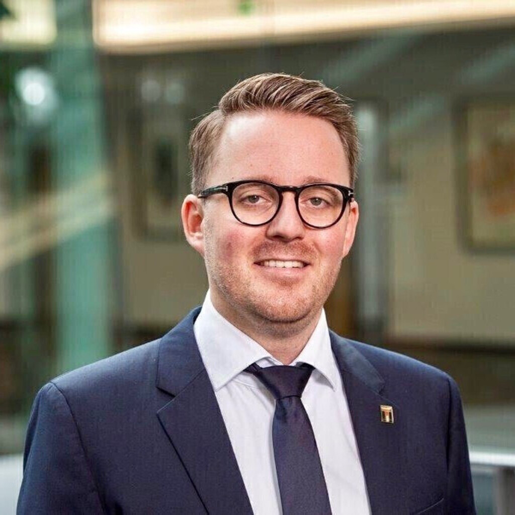 Steven Metz's Instagram, Twitter & Facebook on IDCrawl