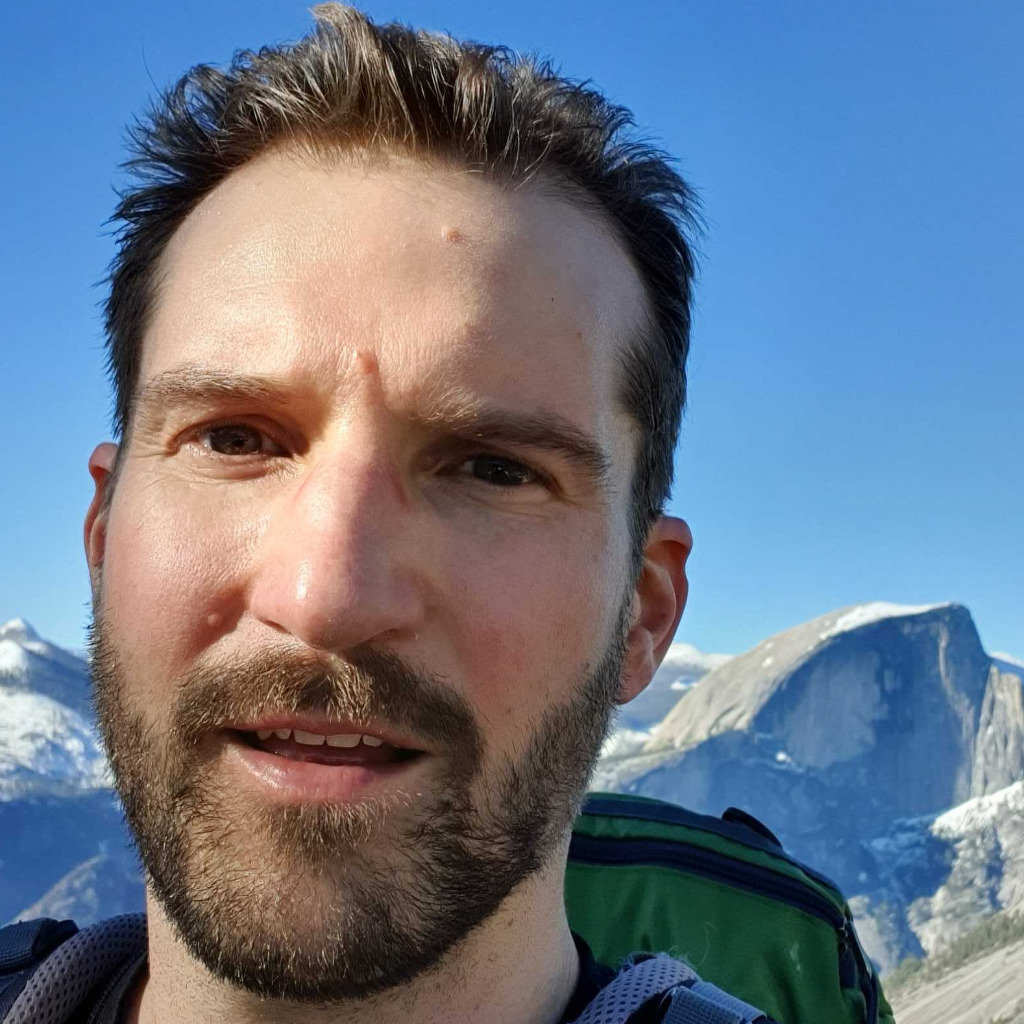 Thomas Klughardt - Senior Sales Engineer - Snowflake Computing | XING