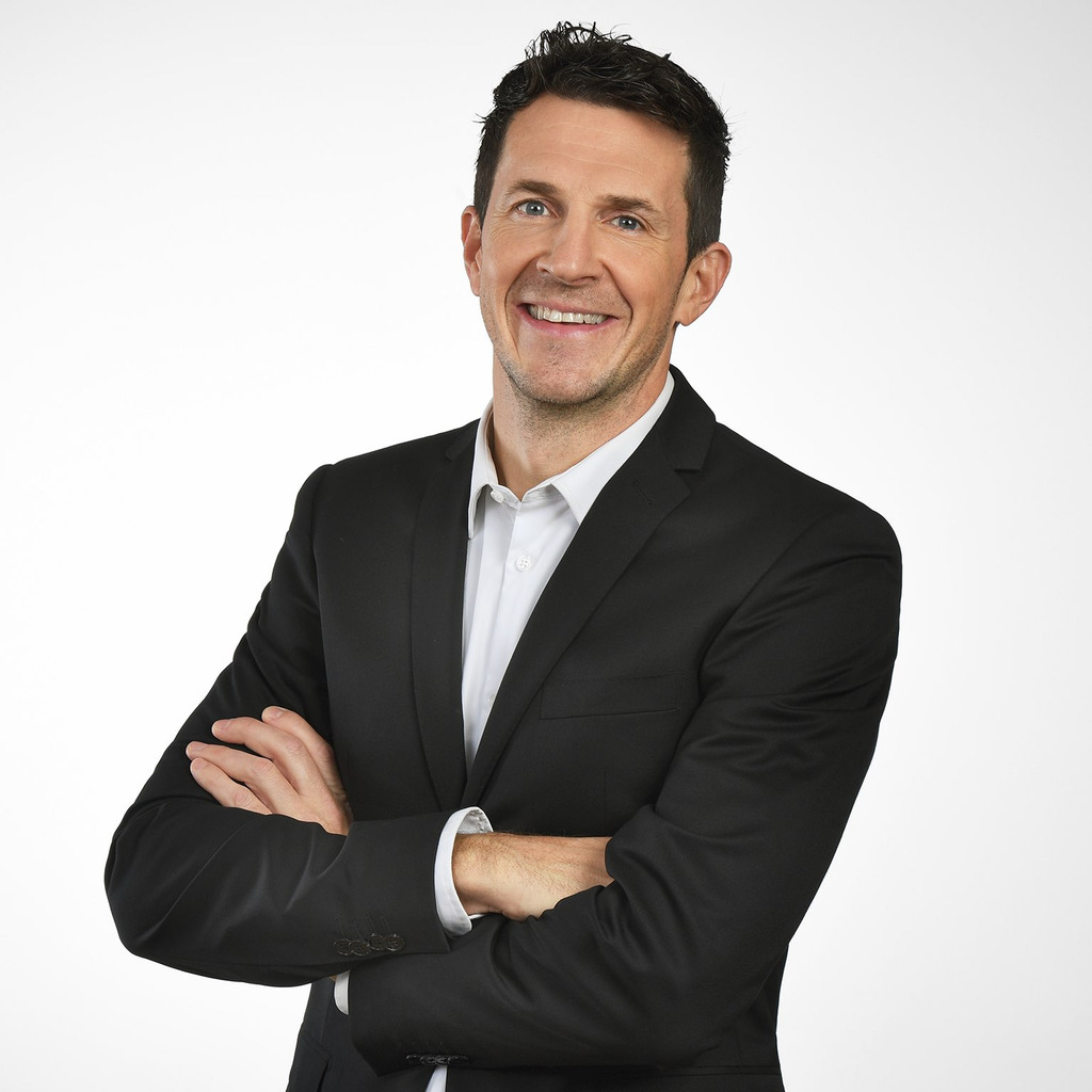 Pascal Schmid - Leiter Operations Anlegen / Zahlen - St.Galler Kantonalbank AG | XING