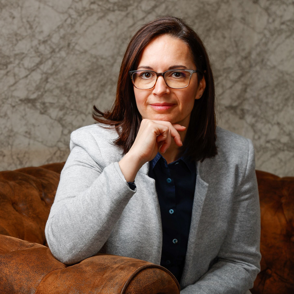 Sandra Bauer - Logistic Operations Clerk - Mondelez Europe Procurement ...