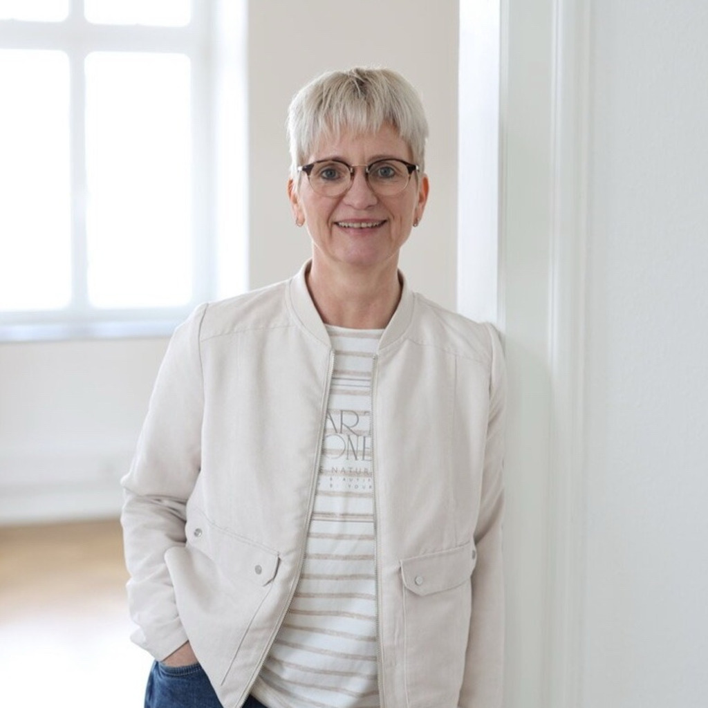 Carina Sander - Verbandsgeschäftsführerin - Kommunale Datenverarbeitung ...