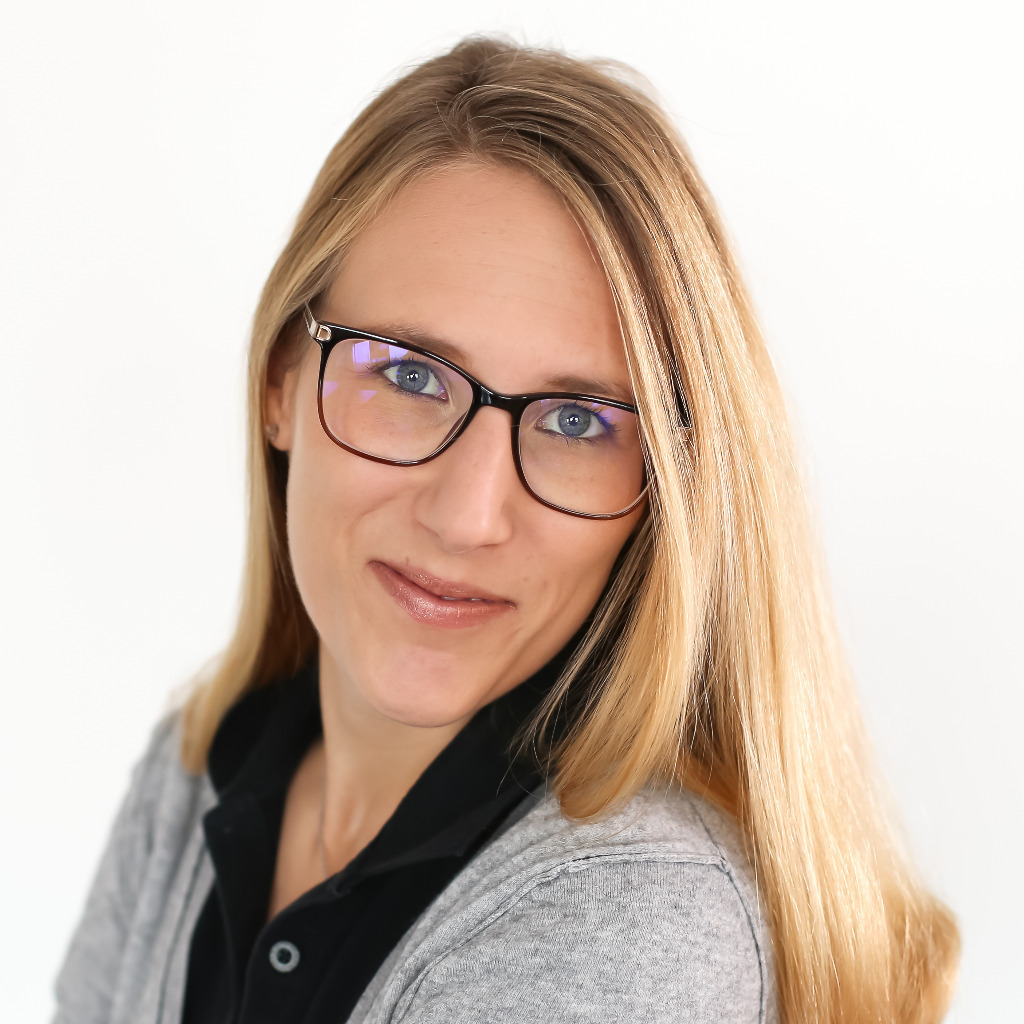 Lisa Roesler's Instagram, Twitter & Facebook on IDCrawl