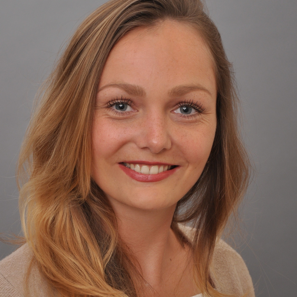 Maria Plew - Management öffentlicher Aufgaben - Westsächsische ...