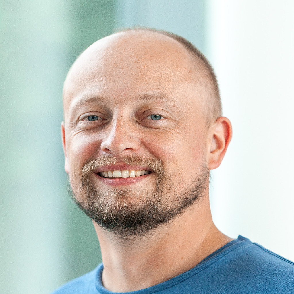 Dominic Hauswald - Projektmanagement - corporate friends® GmbH | XING