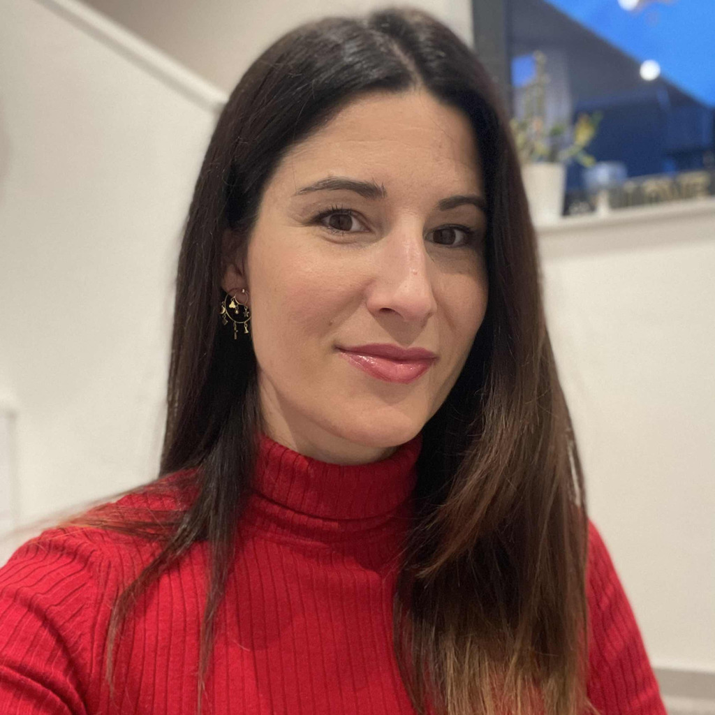 Isabelle Abel - Online Marketing Managerin - Heinrich Heine GmbH | XING