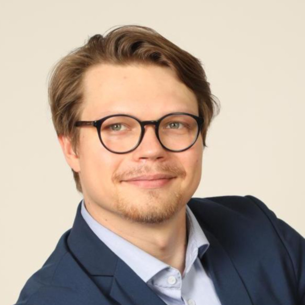 Christian Rademaker - Analyst - HSBC Deutschland Private Banking | XING