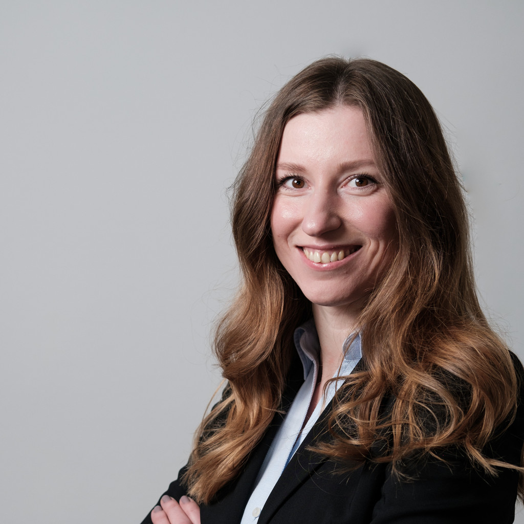 Olga Baum - Associate Project Manager - JLL SE | XING