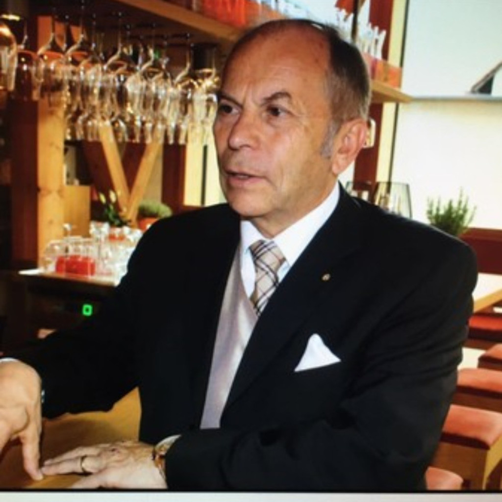 Peter Dr. Dr. Singer - Radiologe - Praxisvertretung, eMail: singer-pp ...