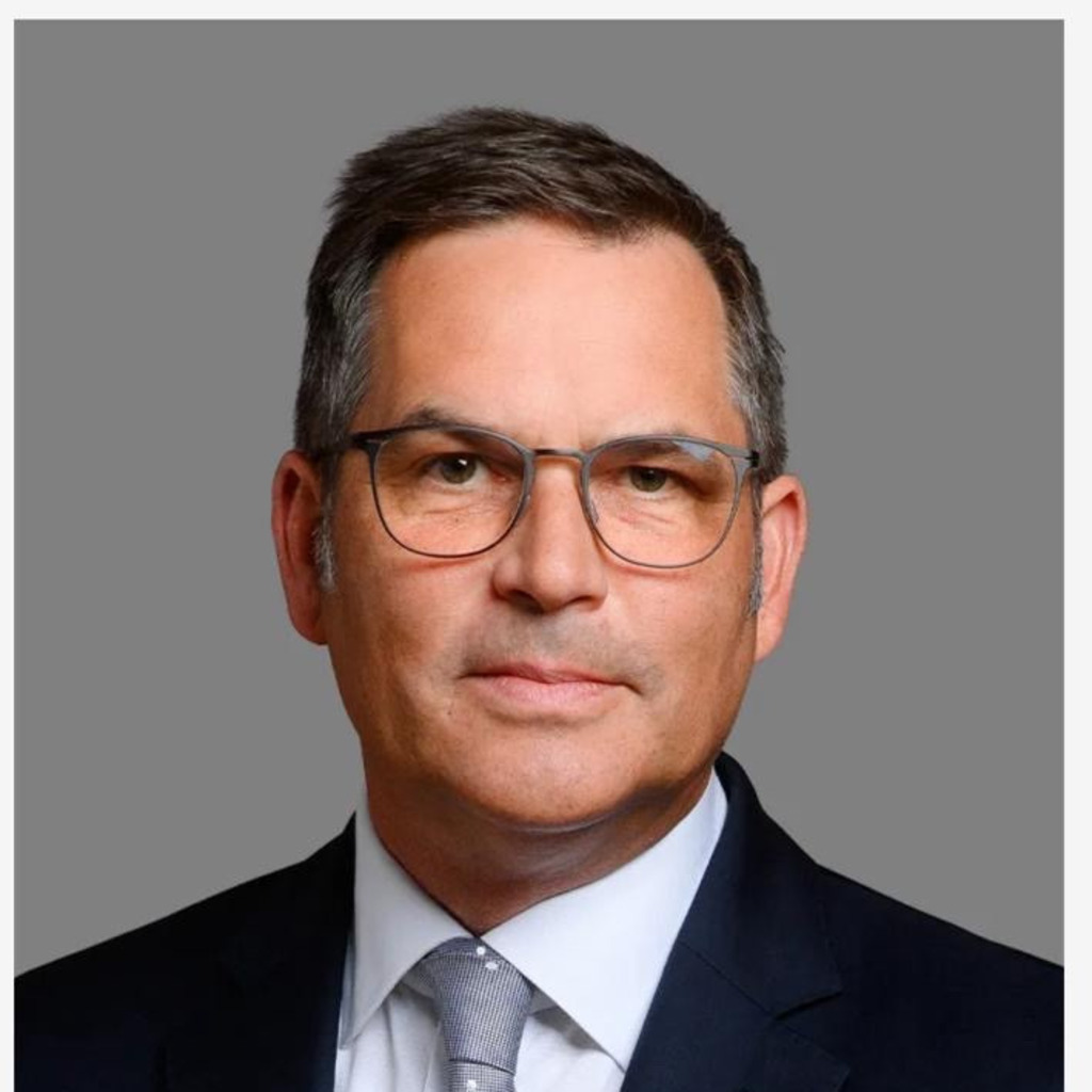 Richard Hell - Managing Director - Alvarez & Marsal | XING