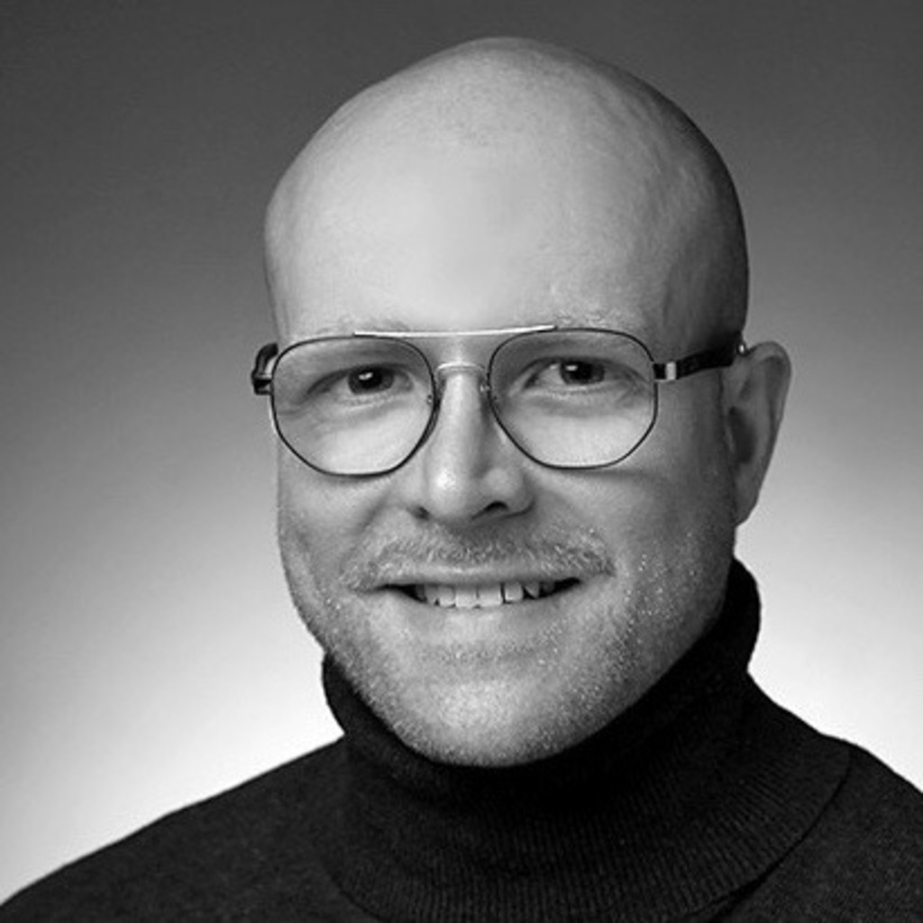 Tobias Stenzel - Leiter Einkauf/ Import - Home Deluxe GmbH | XING