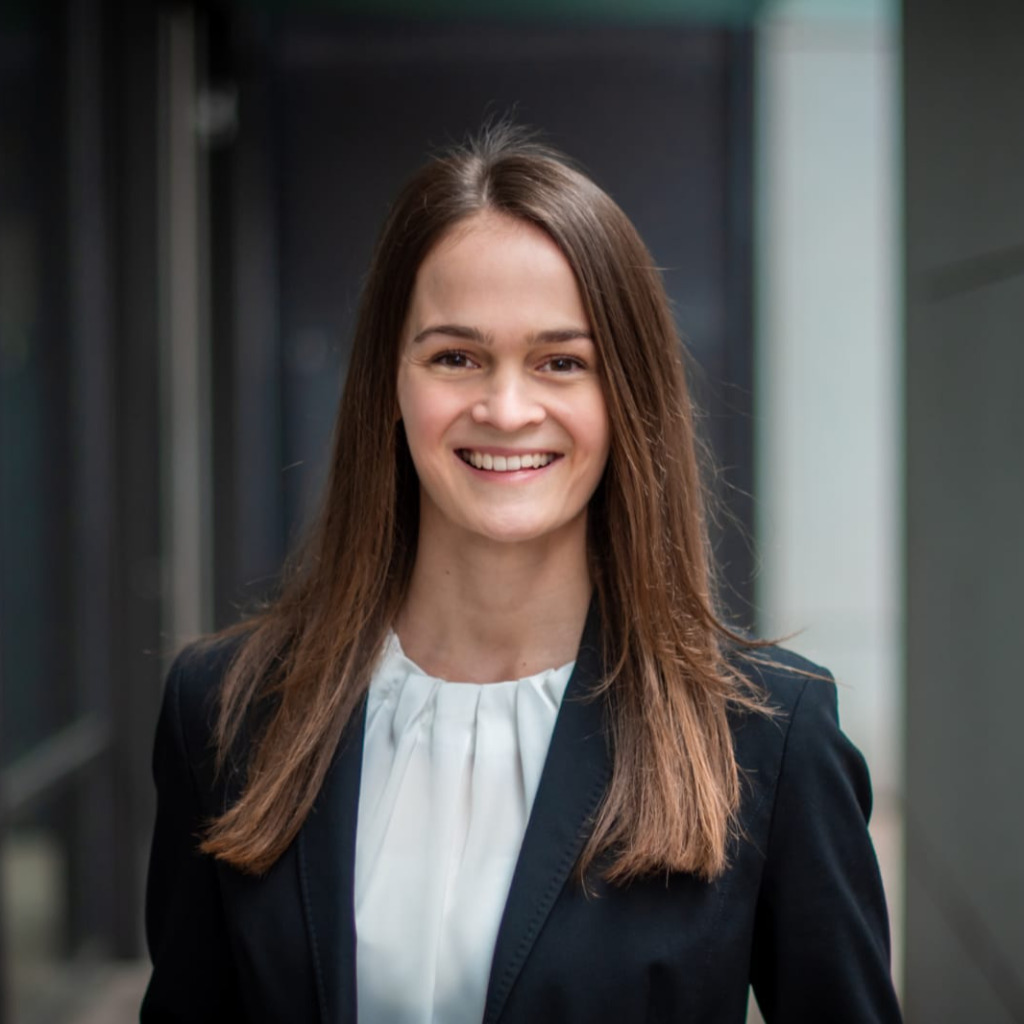 Alicia Menth - Betriebswirtschaftslehre - Hochschule für angewandte ...